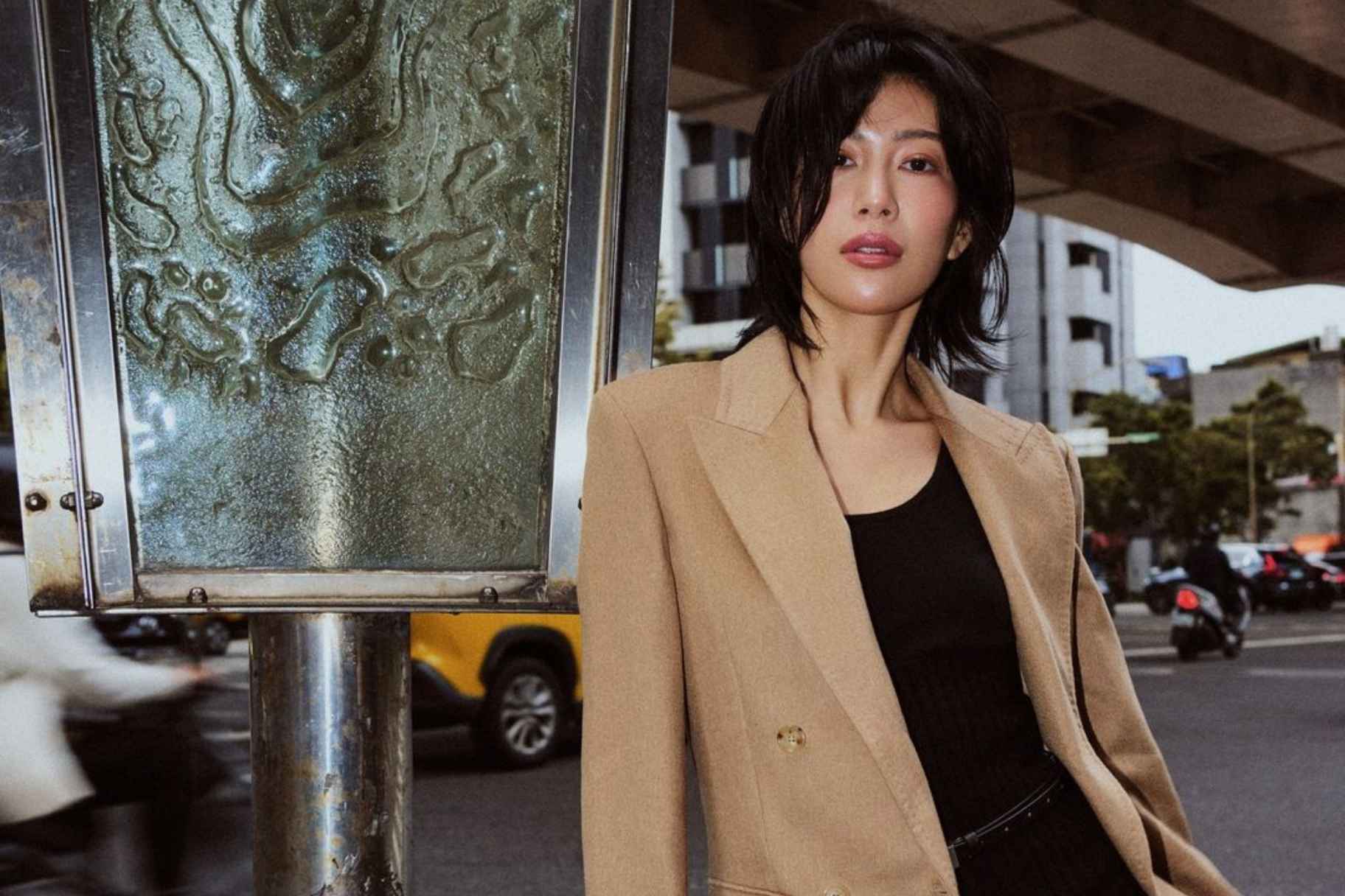 The Scene Styled Model Off-Duty Edit